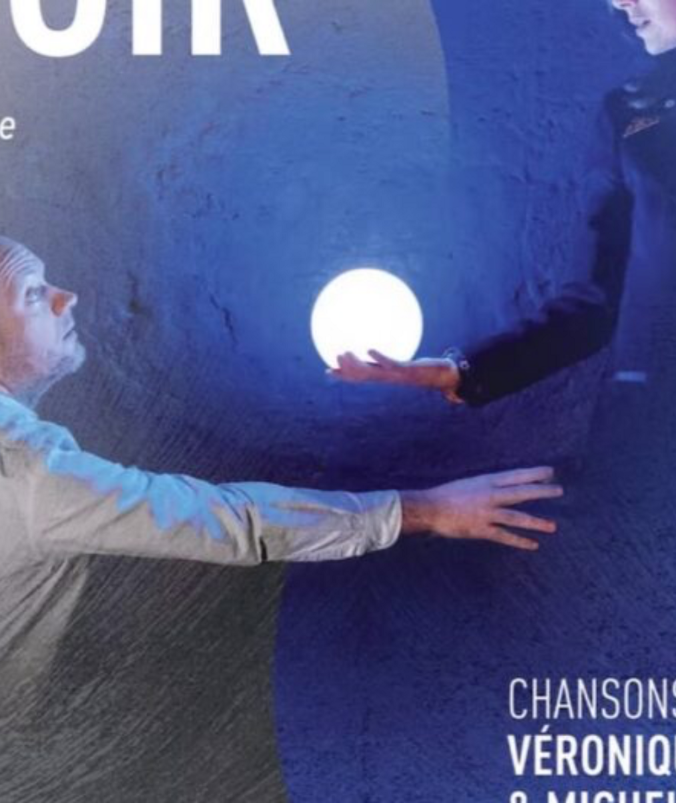 Critique Avignon 2025 / “Toute une vie sans se voir” de Julie Rousseau ...